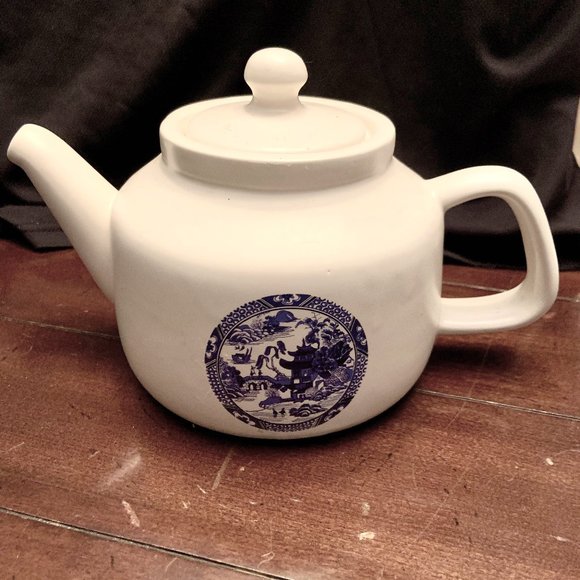 Mccoy | Dining | Mccoy Pottery Vintage Stoneware Teapot Blue Willow ...